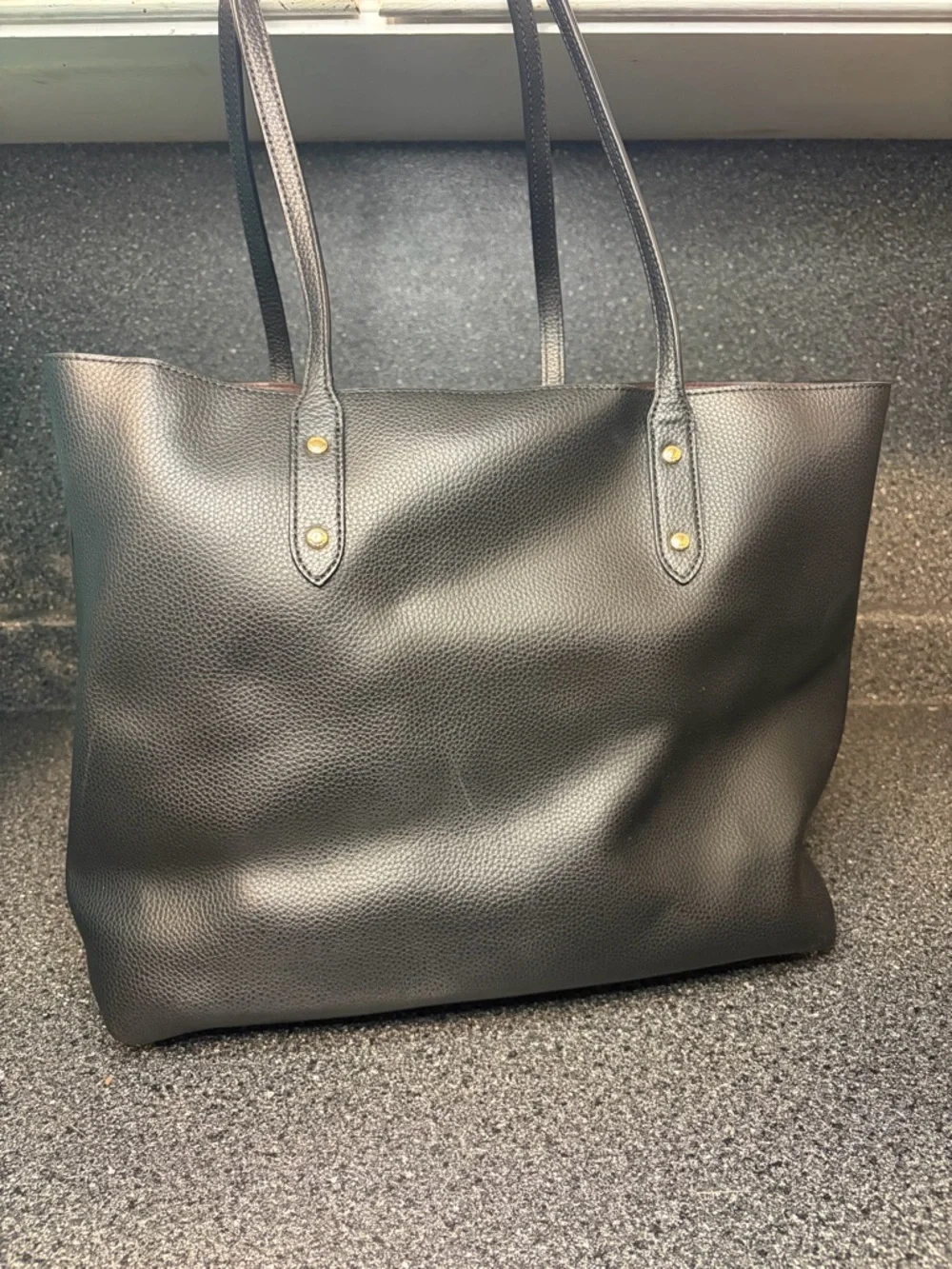 Coach | Bags | Coach Black Pebbled Leather Tote With Gold Logo With ...